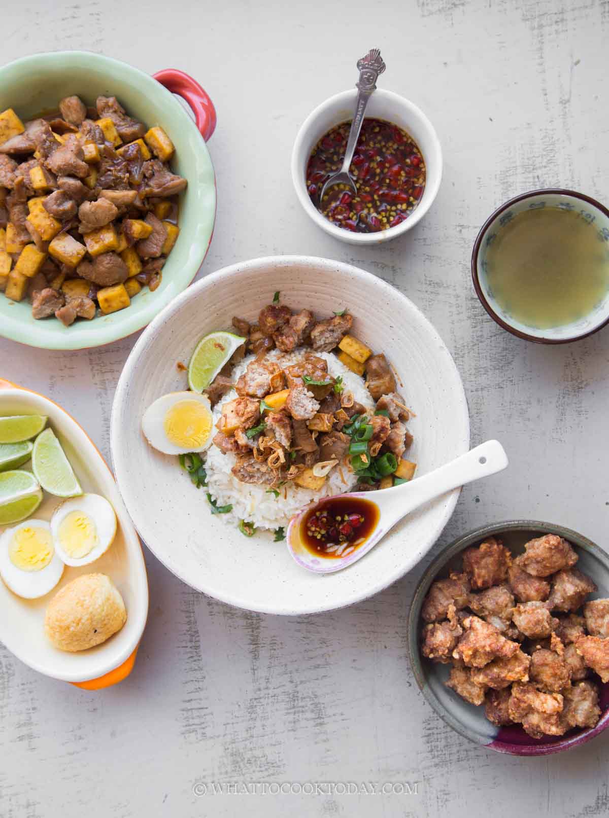 Nasi Bakmoy (Minced Meat and Tofu Rice)