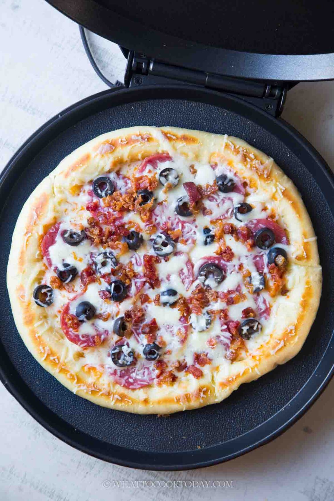 Pizza in Electric Pizza Grill/Griddle