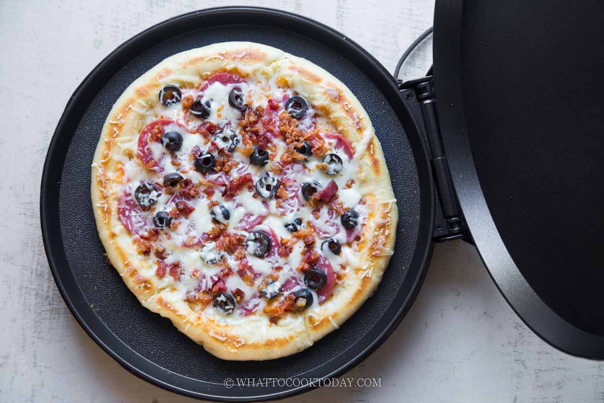 Pizza in Electric Pizza Grill/Griddle