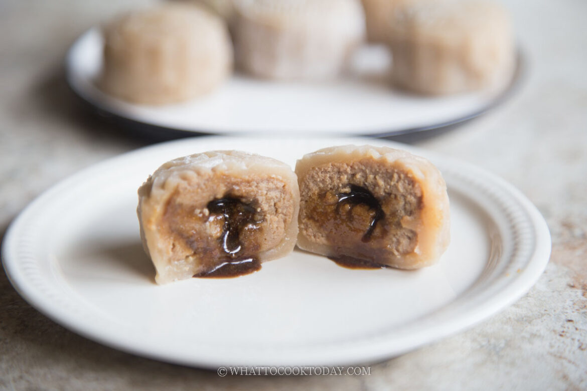 Brown Sugar Milk Tea Snowskin Mooncakes - What To Cook Today
