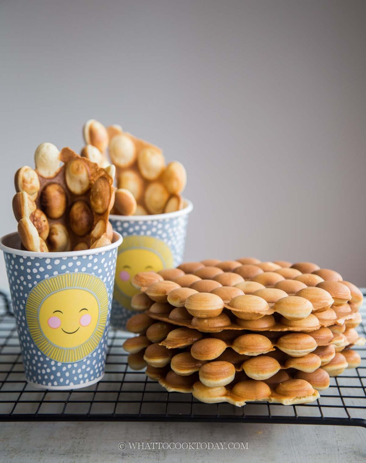 Hong Kong Egg Waffles (Gai Daan Jai)