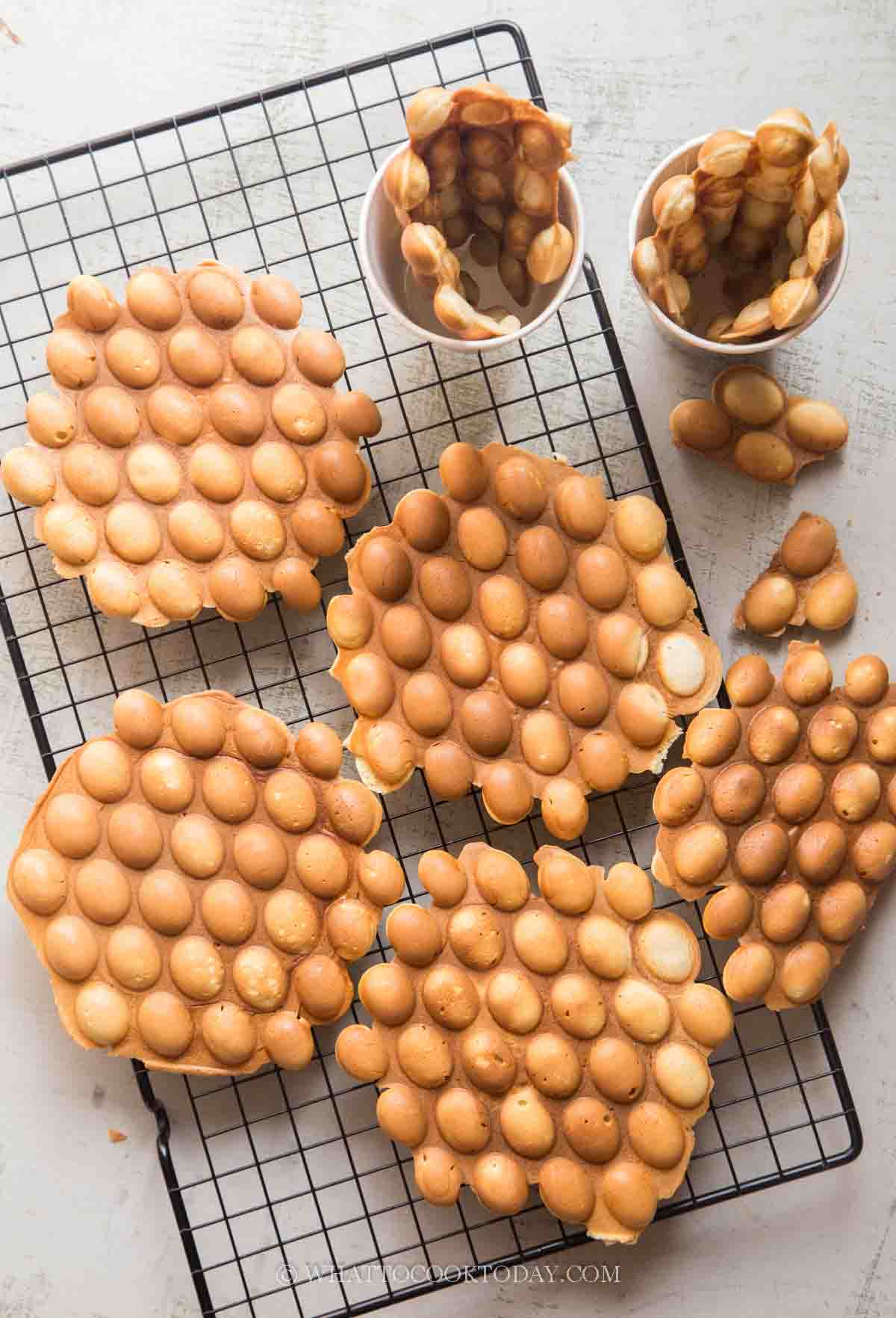 Hong Kong Egg Waffles (Gai Daan Jai)