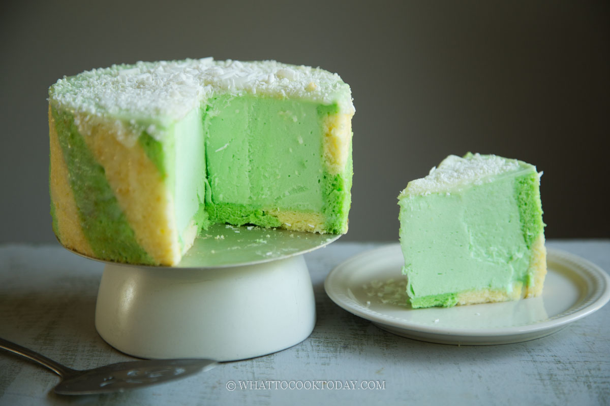 Pandan White Chocolate Mousse Cake