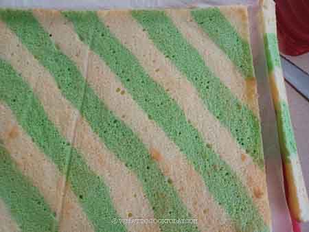 Pandan White Chocolate Mousse Cake