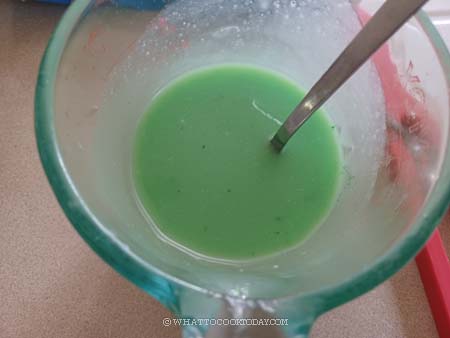 Pandan White Chocolate Mousse Cake