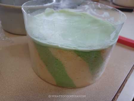 Pandan White Chocolate Mousse Cake
