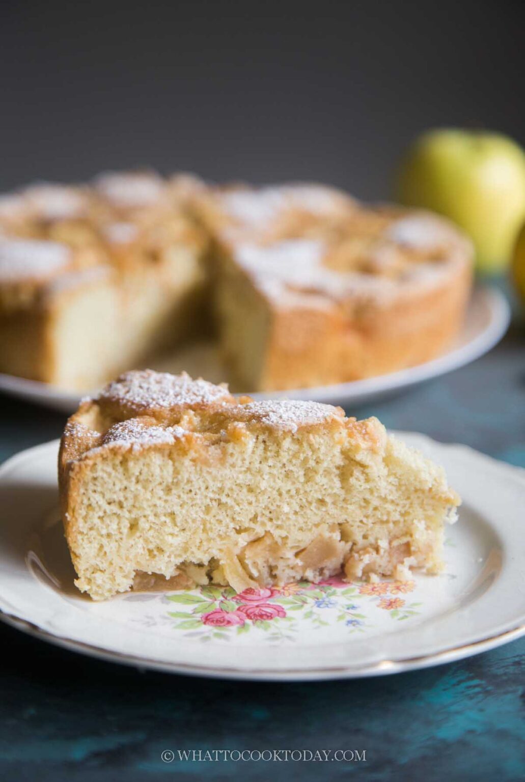 Easy Apple Sponge Cake (Sharlotka) - What To Cook Today