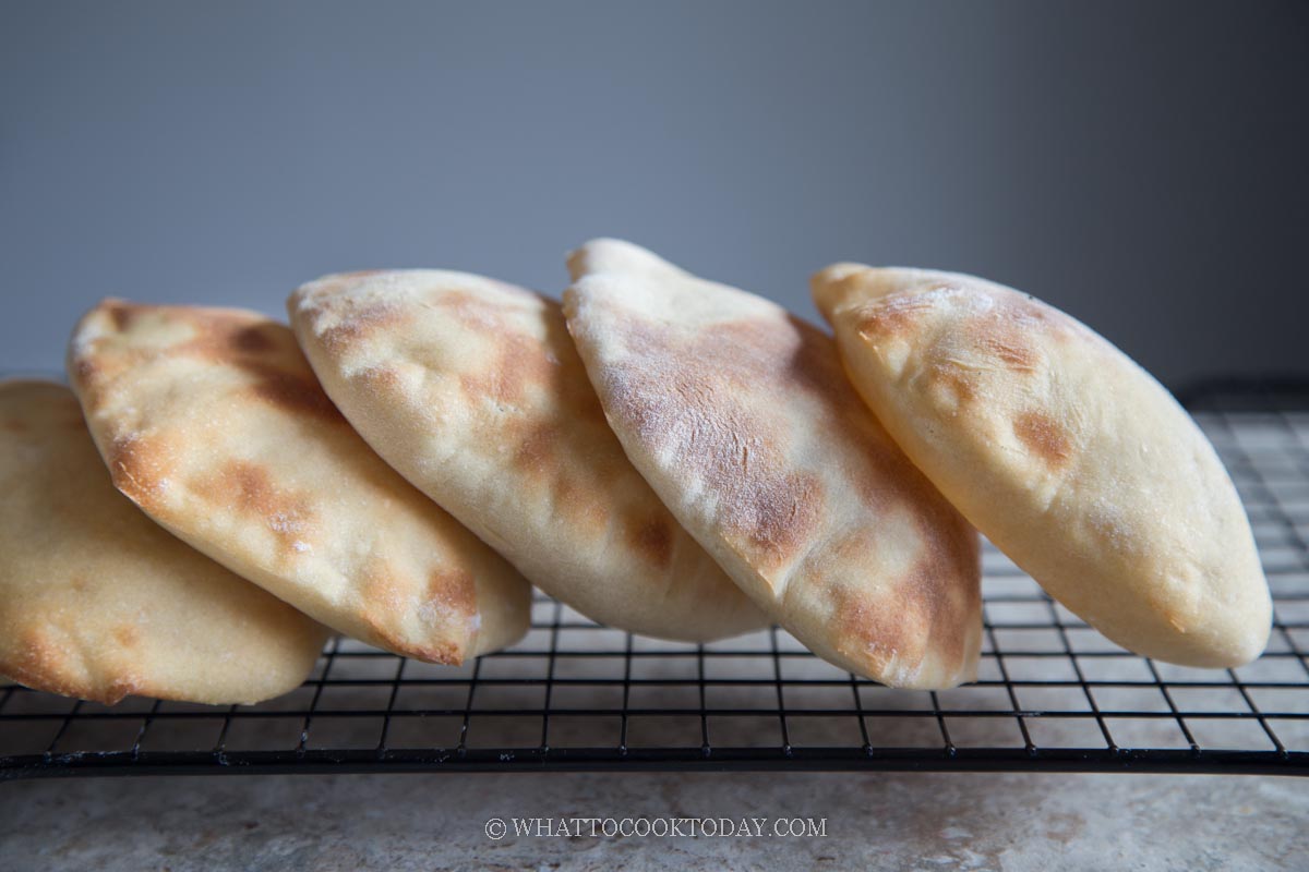 How To Make Perfectly Puffed Pita Bread at Home