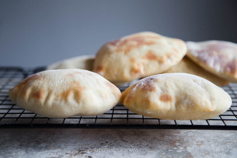 How To Make Perfectly Puffed Pita Bread at Home
