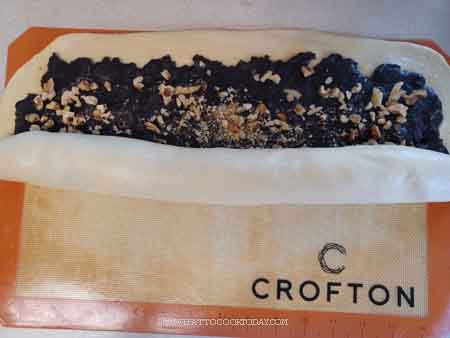 Red Bean Walnut Bread with Matcha Glaze - What To Cook Today