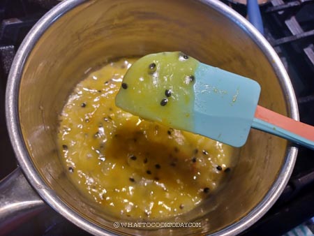 Passion Fruit Meringue Roulade - What To Cook Today