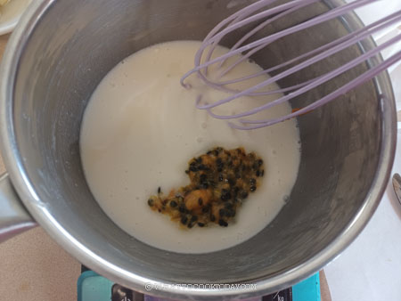 Passion Fruit Meringue Roulade - What To Cook Today