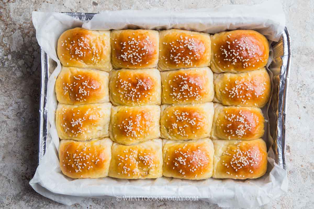 Fluffy Baked Milk Buns with Ginger Hoisin Chicken - What To Cook Today