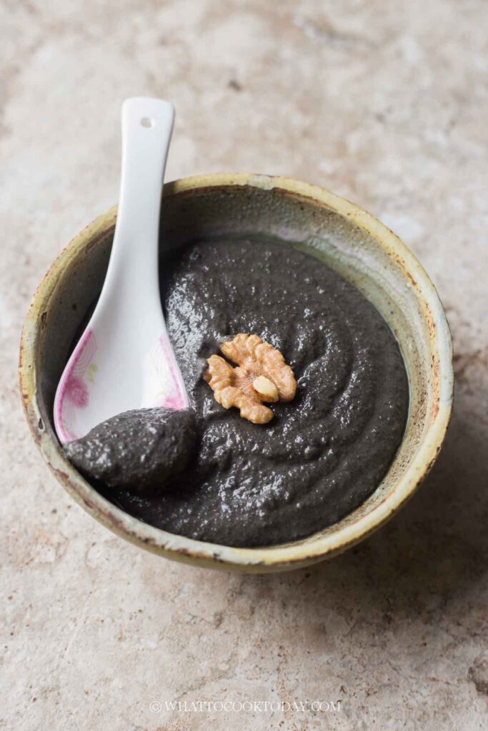 Creamy Walnut Black Sesame Dessert Soup - What To Cook Today